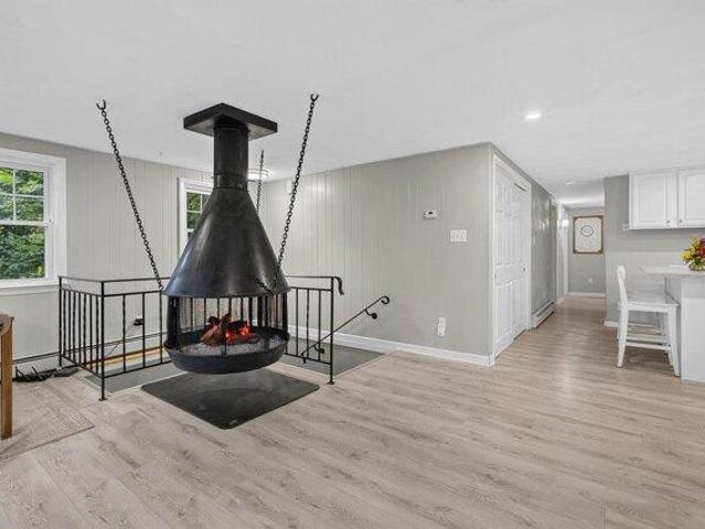 condo with 3 bedroom, Dover NH ES103434796