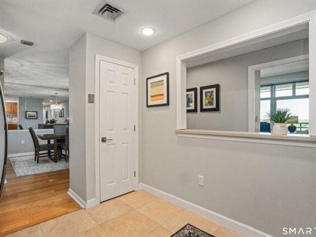 condo with 3 bedroom, East Hartford CT DS103432121