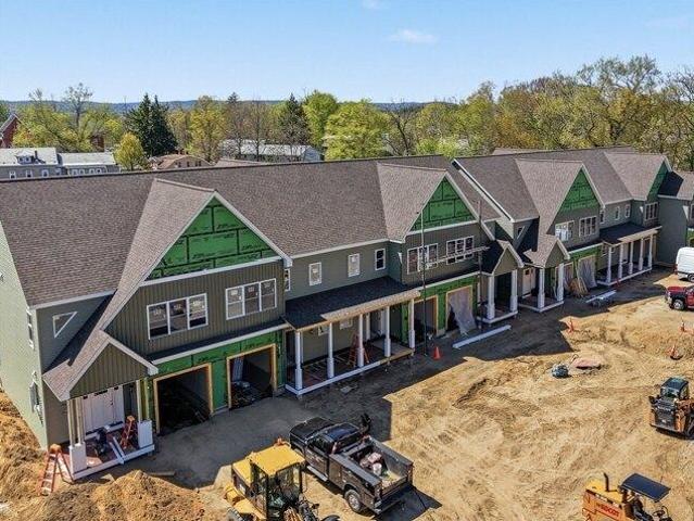 condo with 3 bedroom, Easthampton MA DS103037485