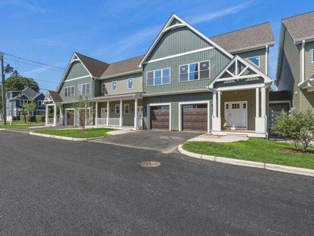 condo with 3 bedroom, Easthampton MA ES104906188