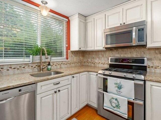 condo with 3 bedroom, Easton MA ES105206334