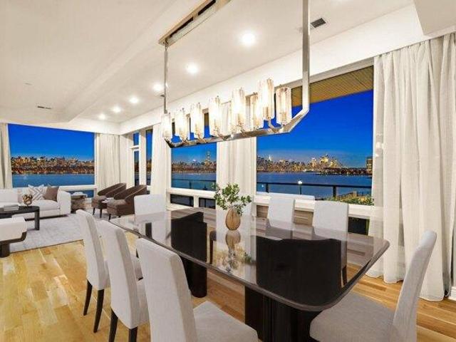 condo with 3 bedroom, Edgewater NJ DLS102346332