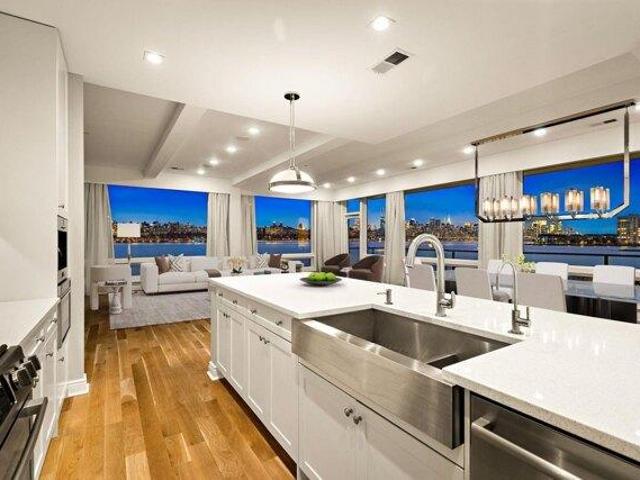 condo with 3 bedroom, Edgewater NJ ES103186448