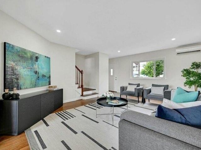 condo with 3 bedroom, Edgewater NJ ES105202927