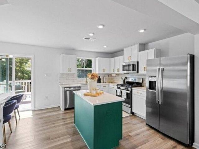 condo with 3 bedroom, Edgewater Park NJ ES104907801