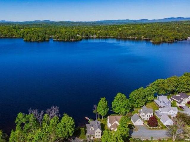 condo with 3 bedroom, Enfield NH ES104374532