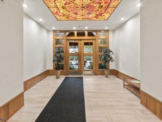 condo with 3 bedroom, Englewood NJ DLS101897385