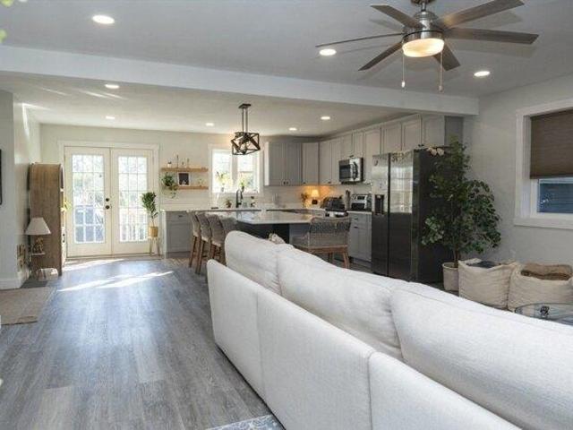 condo with 3 bedroom, Fairhaven MA ES103249150