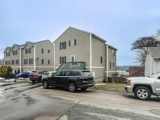 condo with 3 bedroom, Fall River MA DS104263244
