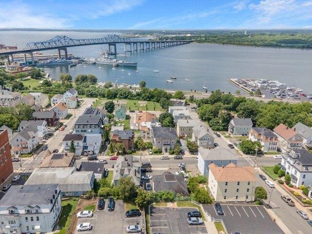 condo with 3 bedroom, Fall River MA ES105125088