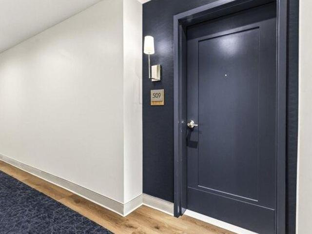 condo with 3 bedroom, Falmouth ME ES105113100