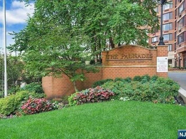 condo with 3 bedroom, Fort Lee NJ DLS101658681