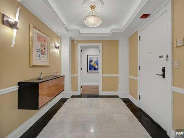condo with 3 bedroom, Fort Lee NJ DLS102213674