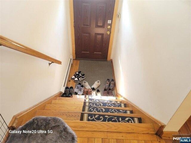 condo with 3 bedroom, Fort Lee NJ ES104265424