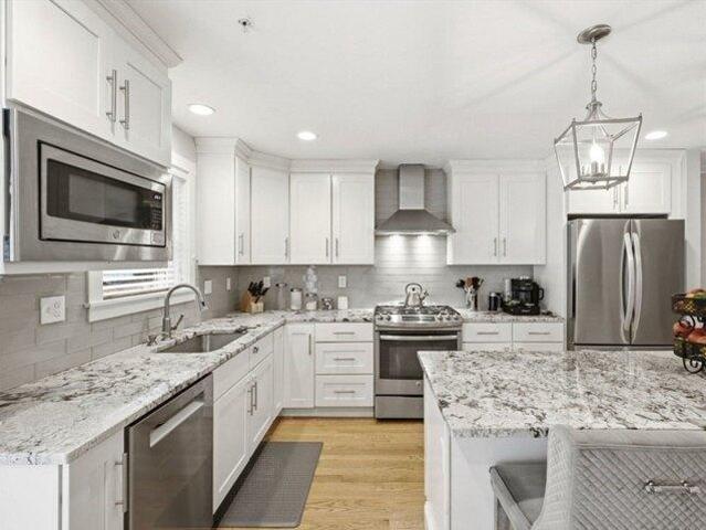 condo with 3 bedroom, Foxboro MA ES105106984