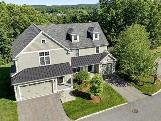 condo with 3 bedroom, Framingham MA DS104480954