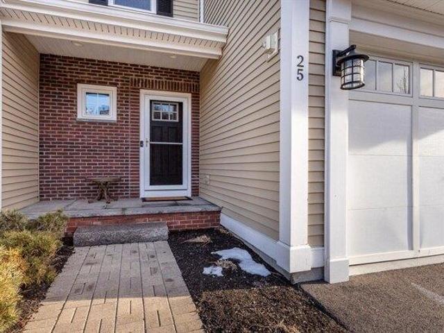 condo with 3 bedroom, Franklin MA ES102960810