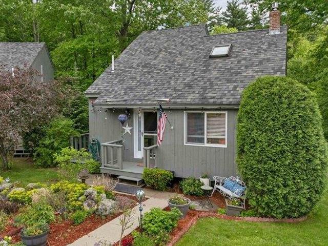 condo with 3 bedroom, Gilford NH DS104114018
