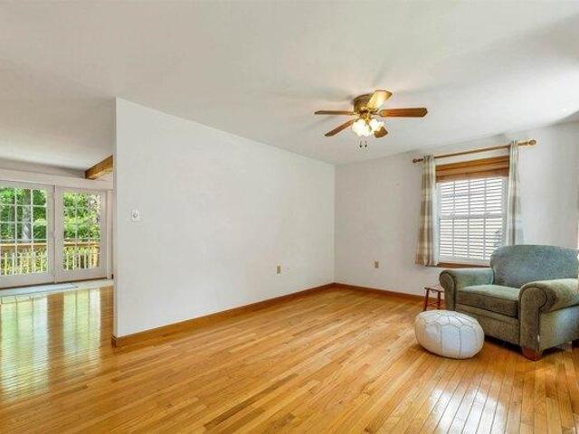 condo with 3 bedroom, Gilford NH ES105173174