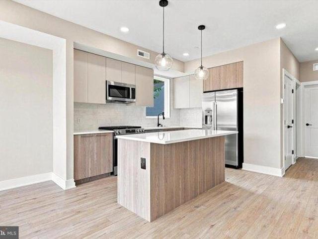 condo with 3 bedroom, Glassboro NJ ES104848331