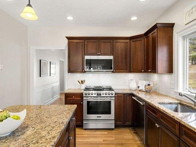 condo with 3 bedroom, Groton MA DLS102778431