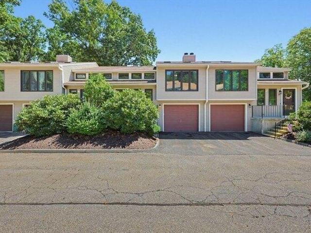 condo with 3 bedroom, Grafton MA ES105095918