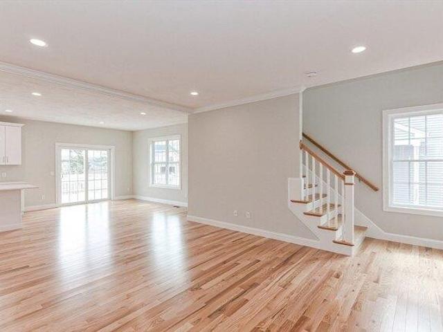 condo with 3 bedroom, Grafton MA ES103099281