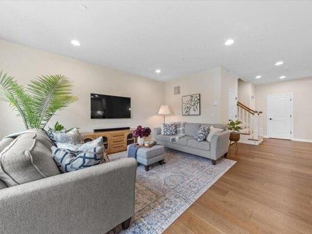 condo with 3 bedroom, Grafton MA ES103928495