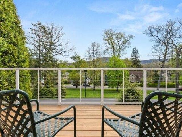condo with 3 bedroom, Great Barrington MA ES104233180