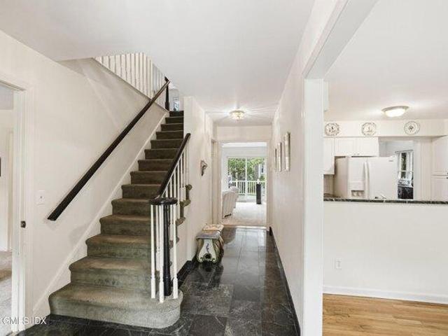 condo with 3 bedroom, Greenwich CT DS102724718