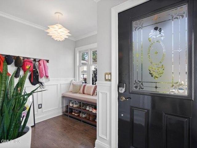 condo with 3 bedroom, Greenwich CT ES104788707
