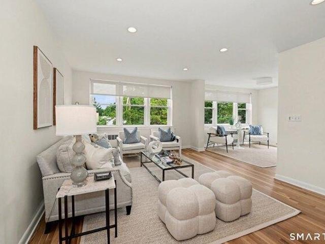 condo with 3 bedroom, Greenwich CT ES104188934