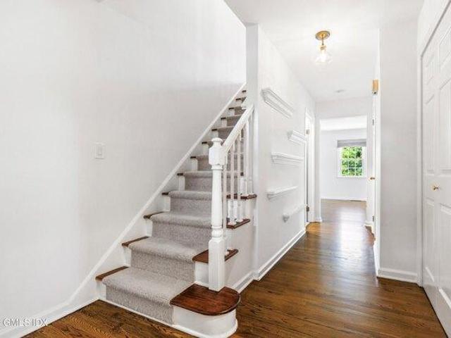 condo with 3 bedroom, Greenwich CT ES105141697