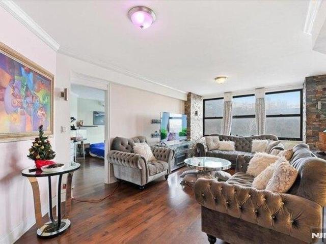 condo with 3 bedroom, Guttenberg NJ ES105204826