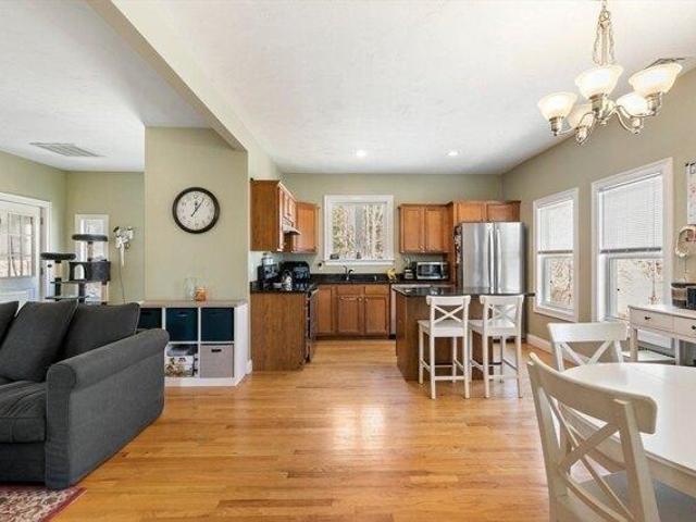 condo with 3 bedroom, Hanson MA DS102253862
