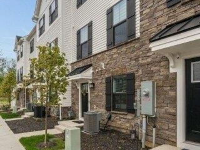 condo with 3 bedroom, Hackettstown NJ DS102255089