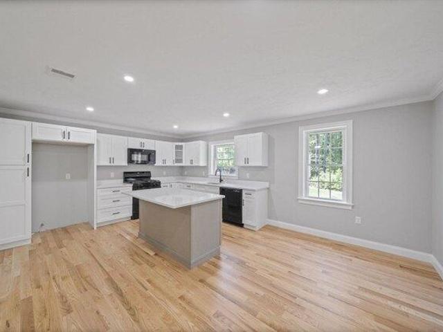 condo with 3 bedroom, Halifax MA DS104375596