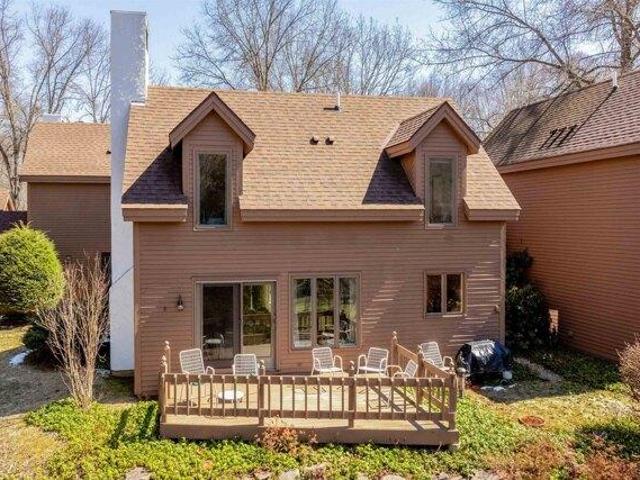 condo with 3 bedroom, Hartford VT ES104261914