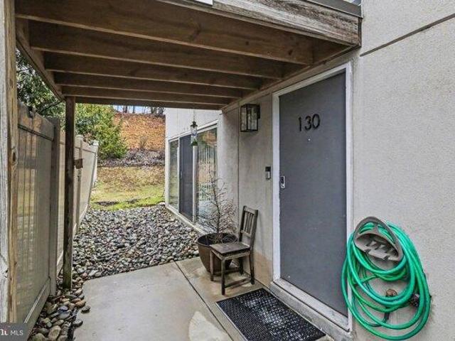 condo with 3 bedroom, Harrisburg PA ES104898782