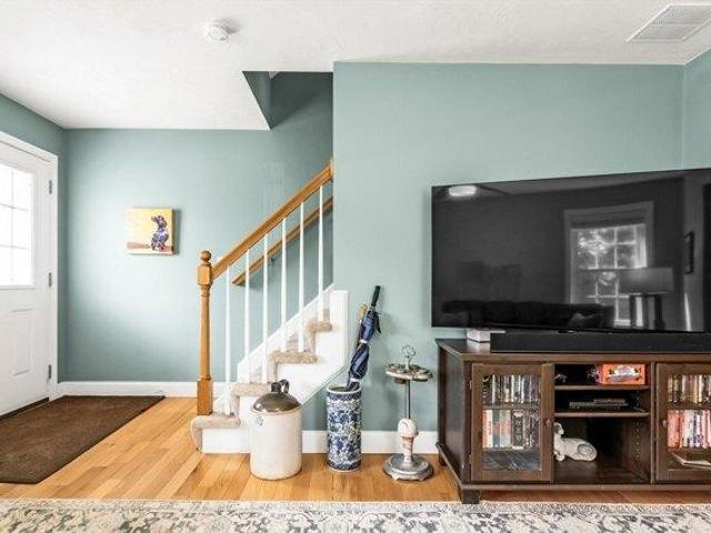 condo with 3 bedroom, Haverhill MA ES103126731