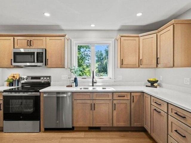 condo with 3 bedroom, Haverhill MA ES104869844
