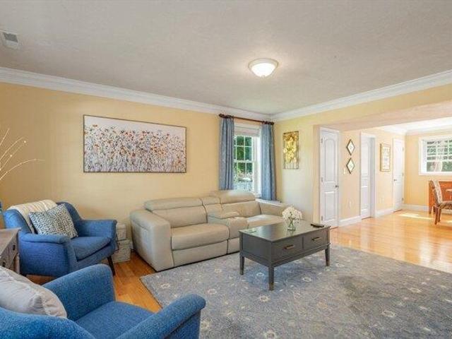 condo with 3 bedroom, Haverhill MA ES105095041