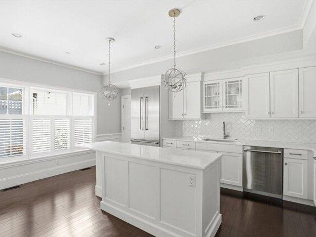 condo with 3 bedroom, Hingham MA DS104151171