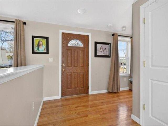 condo with 3 bedroom, Hingham MA ES104191703