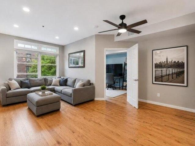 condo with 3 bedroom, Hoboken NJ DS104479726