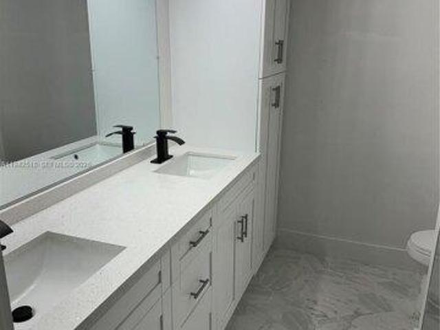 condo with 3 bedroom, Hollywood FL ES104901217