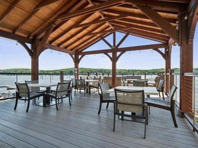 condo with 3 bedroom, Hopatcong NJ ES104441998
