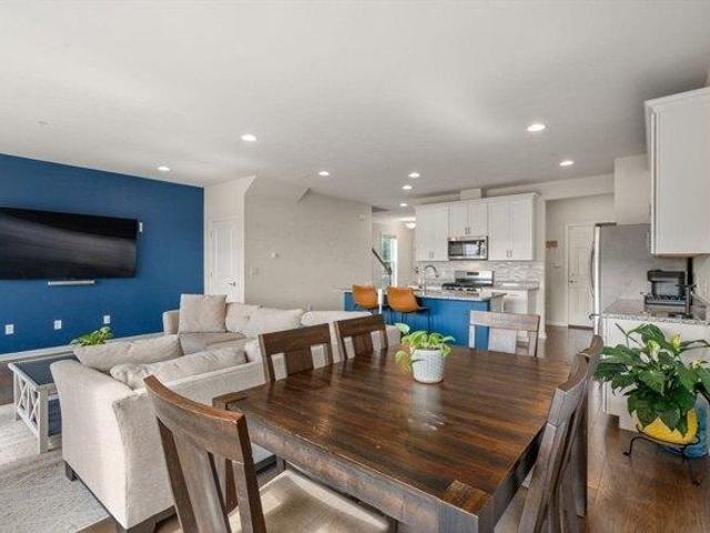 condo with 3 bedroom, Hopkinton MA ES105143778