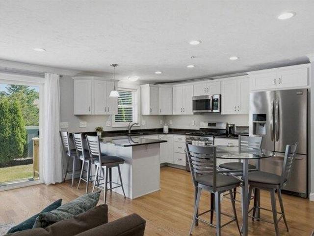 condo with 3 bedroom, Hudson MA DS103495754