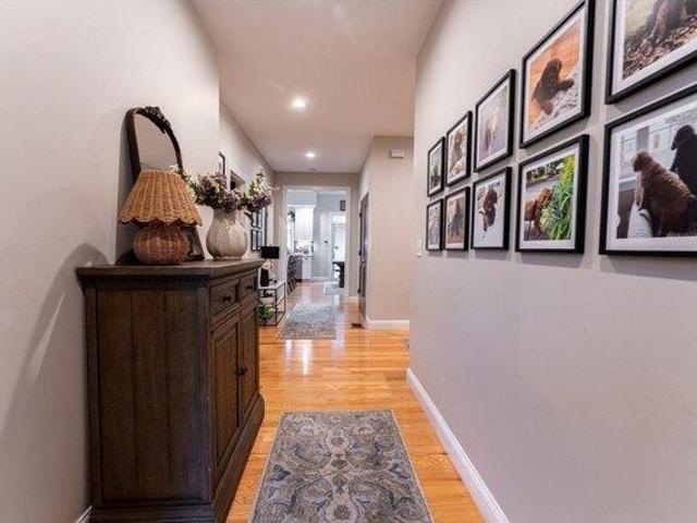 condo with 3 bedroom, Hudson MA ES104150539